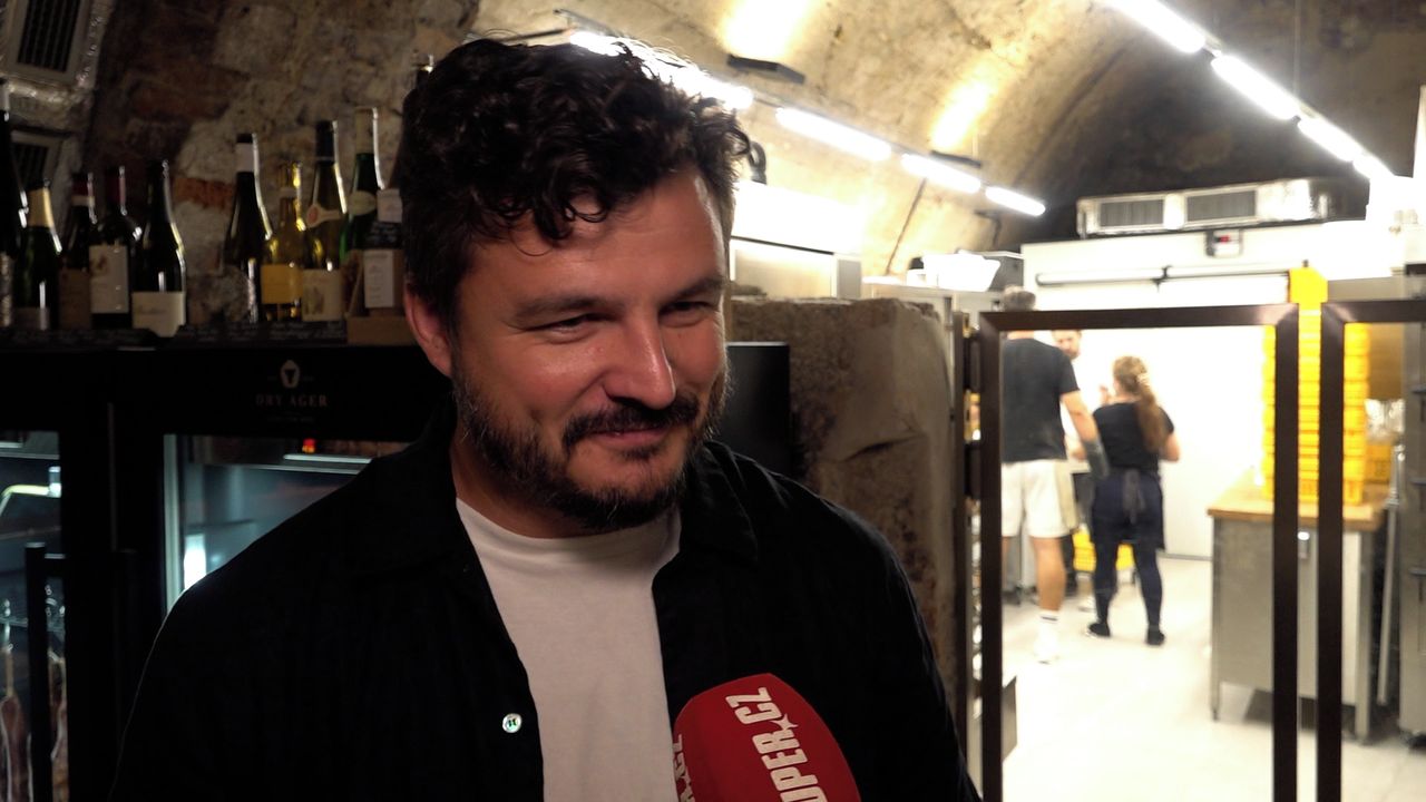 Tříletý synek vítěze MasterChefa už se také motá v kuchyni: Ví, co mu ...