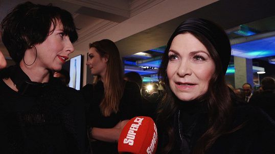 Ještě ji čeká ozařování, ale už plánuje koncerty: Anna K se k bitvě s ...