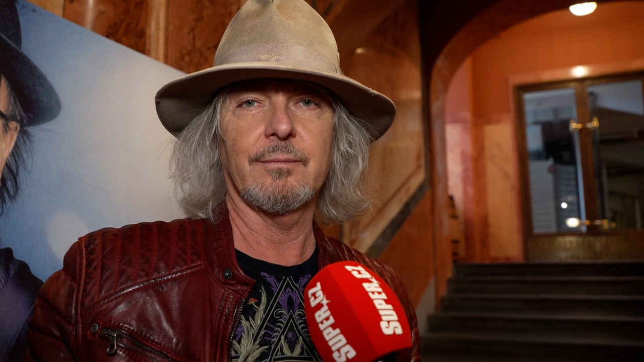 V pětašedesáti je opět zamilovaný: Charizmatický Peter Nagy si svoji ...